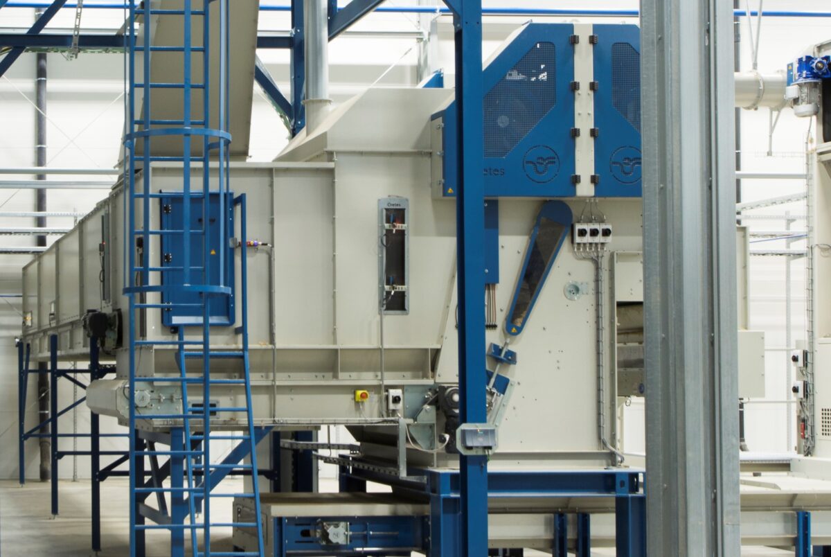 Hopper Feeder | Machines | Company Valtech Group